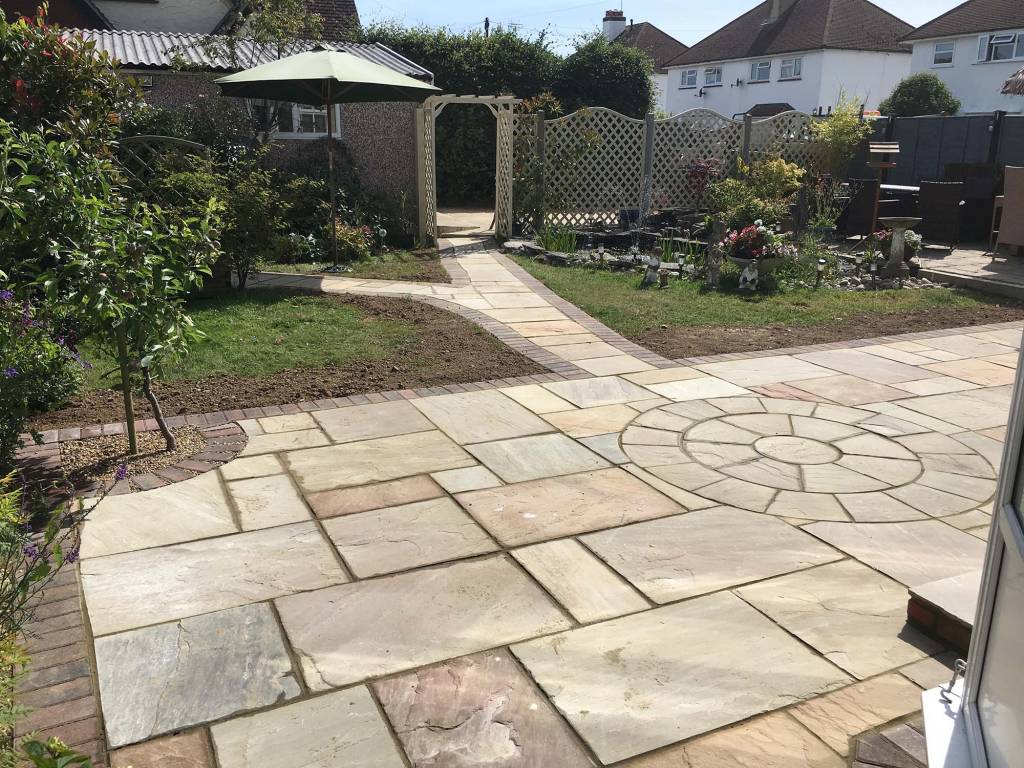 Indian Sandstone Patio With Block Paved Edging | AJC Contractors